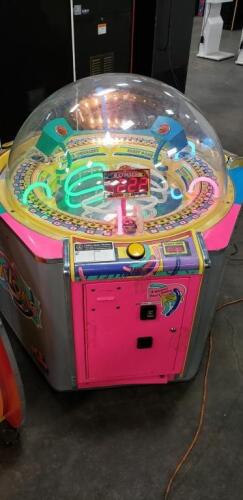 CYCLONE 3 PLAYER TICKET REDEMPTION GAME ICE