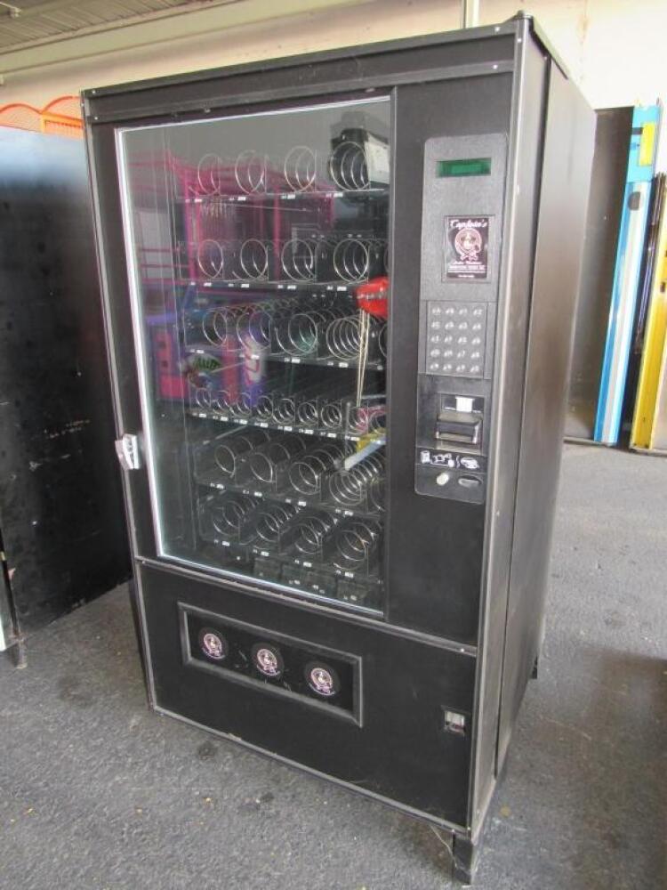 AMS-39 REFRIGIRATED SNACK VENDING MACHINE
