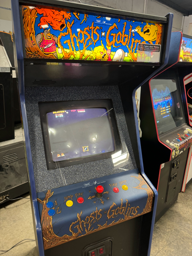 GHOSTS N GOBLINS UPRIGHT ARCADE GAME TAITO