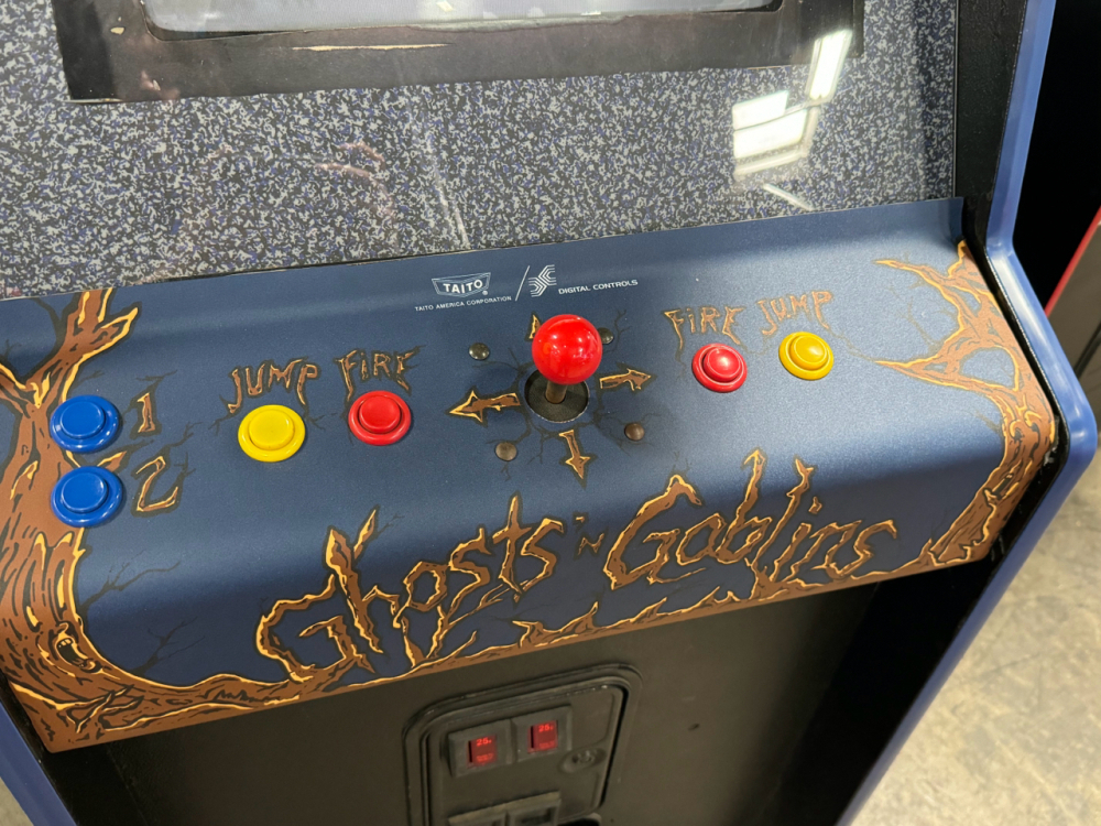 GHOSTS N GOBLINS UPRIGHT ARCADE GAME TAITO