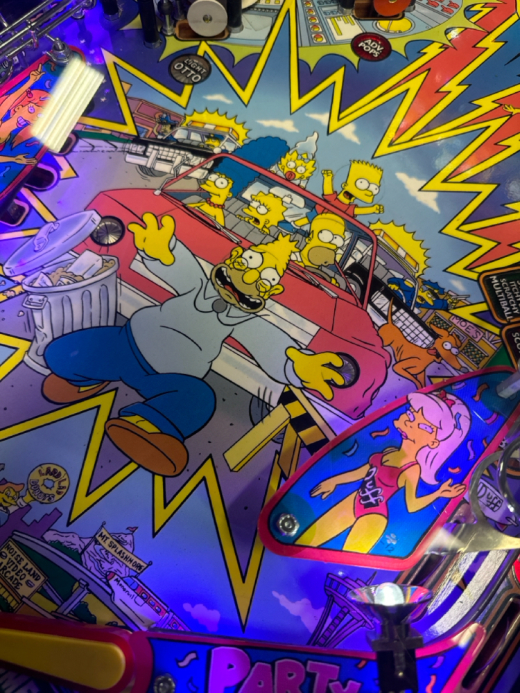 THE SIMPSONS PINBALL PARTY PINBALL MACHINE STERN