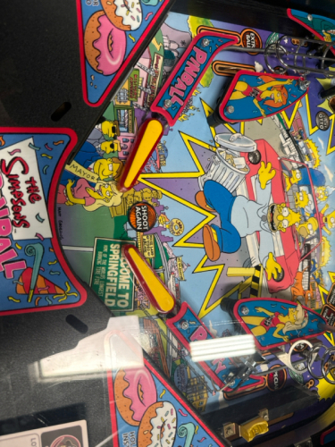 THE SIMPSONS PINBALL PARTY PINBALL MACHINE STERN