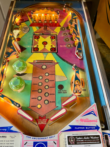 SATIN DOLL PINBALL MACHINE WILLIAMS 1975