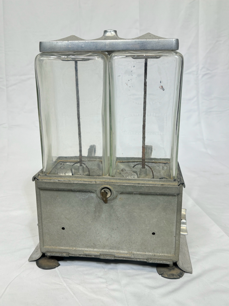 VINTAGE CEBCO CANDY VENDING COIN OP DUAL HEAD GLASS 1 CENT MACHINE