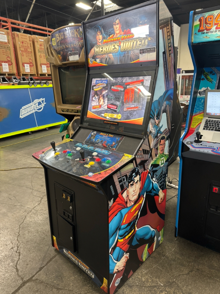 JUSTICE LEAGUE HEROES UNITED UPRIGHT ARCADE GAME