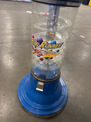 ROAD RUNNER - GUMBALL MACHINE