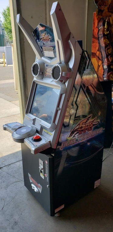 YU-GI-OH DUEL TERMINAL KONAMI ARCADE GAME