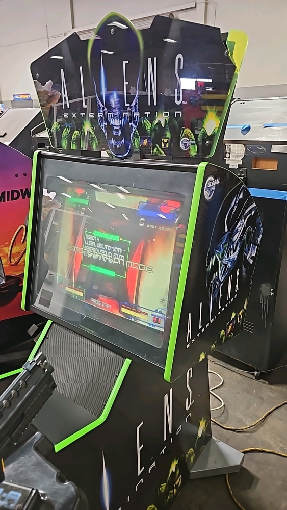 ALIENS EXTERMINATION FIXED GUN SHOOTER ARCADE GAME