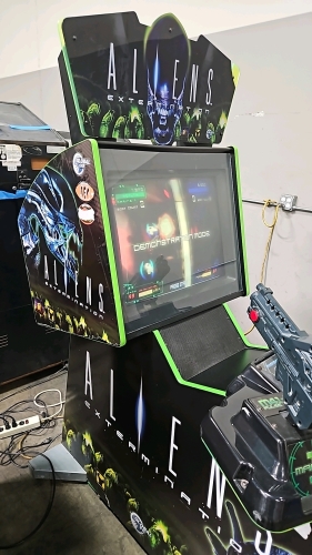 ALIENS EXTERMINATION FIXED GUN SHOOTER ARCADE GAME