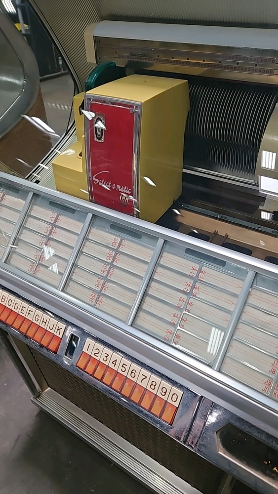 SEEBURG SELECT-O-MATIC 100 MODEL J 45 RPM JUKEBOX PROJECT COMPLETE