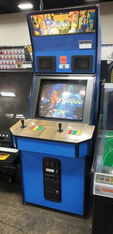 MARVEL VS CAPCOM BIG BLUE CAPCOM ARCADE GAME