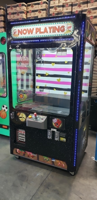 42 IMPULSE HOLLYWOOD PLUSH CLAW CRANE MACHINE