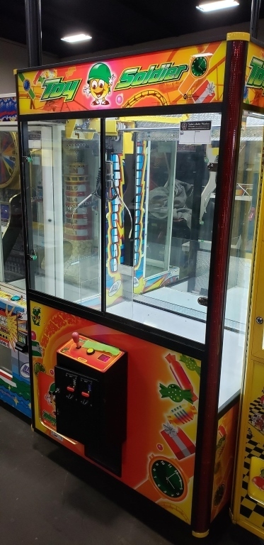 42 TOY SOLDIER PLUSH CLAW CRANE MACHINE