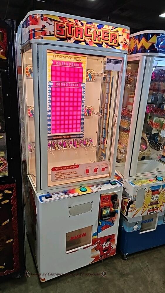 STACKER CLUB RED PRIZE REDEMPTION GAME LAI GAMES