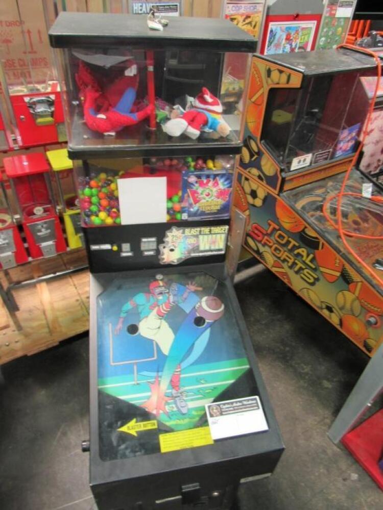 SPORTS BLASTER EXTREME PRIZE VENDING MACHINE