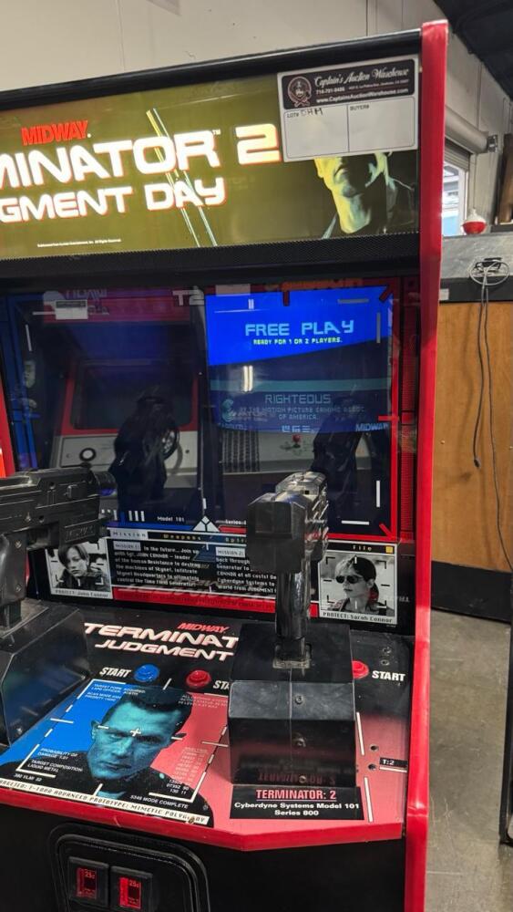TERMINATOR 2 JUDGEMENT DAY FIXED GUN SHOOTER ARCADE GAME MIDWAY