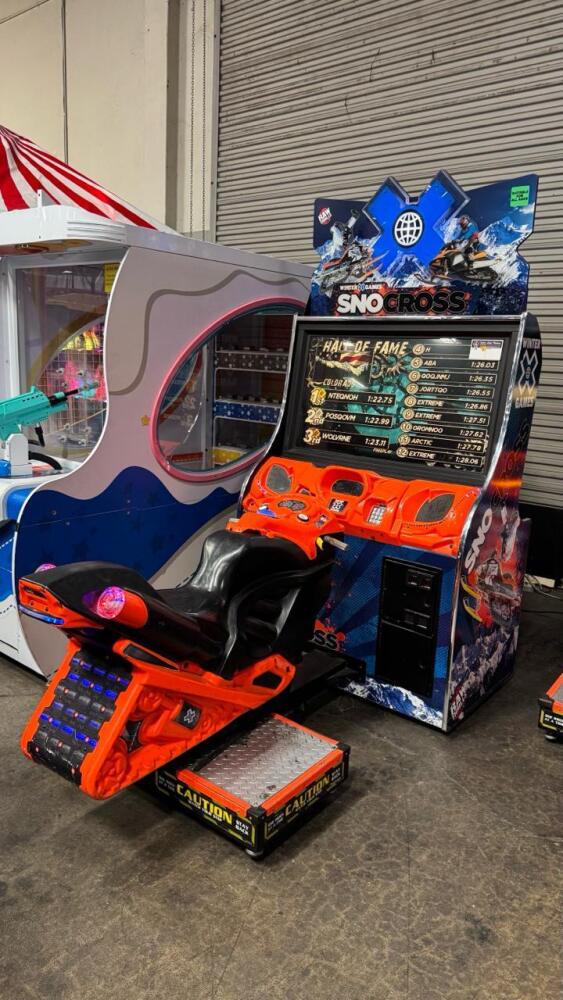SNO-CROSS WINTER X- GAMES RACING ARCADE GAME RAW THRILLS #1