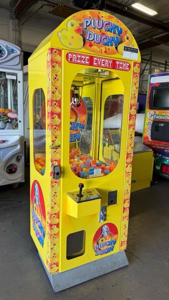 PLUCKY DUCKY RUBBER DUCK CLAW CRANE MACHINE ELAUT INTELLI CRANE