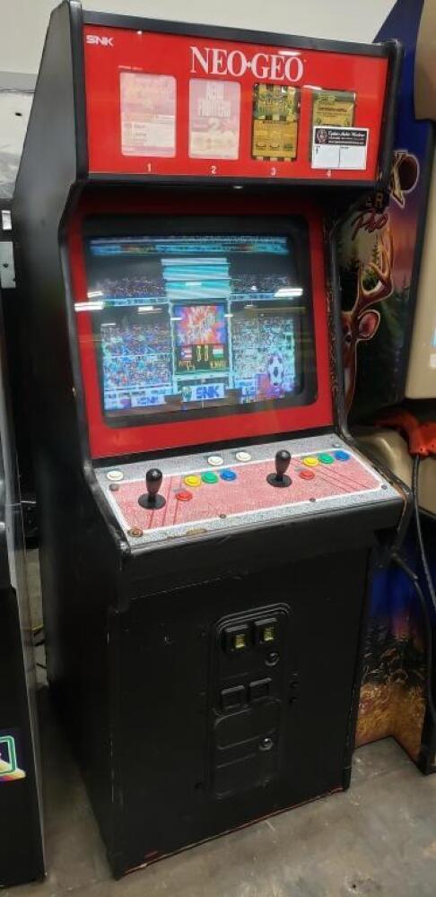 NEO GEO 4 SLOT SNK UPRIGHT ARCADE GAME