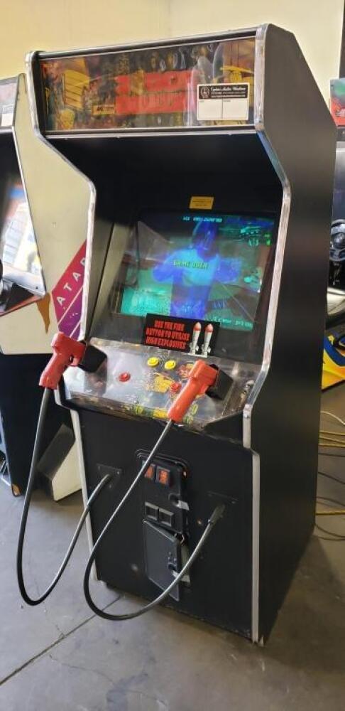 JUDGE DREDD UPRIGHT SHOOTER ARCADE GAME