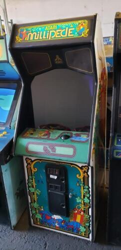 MILLIPEDE ATARI CLASSIC ARCADE GAME