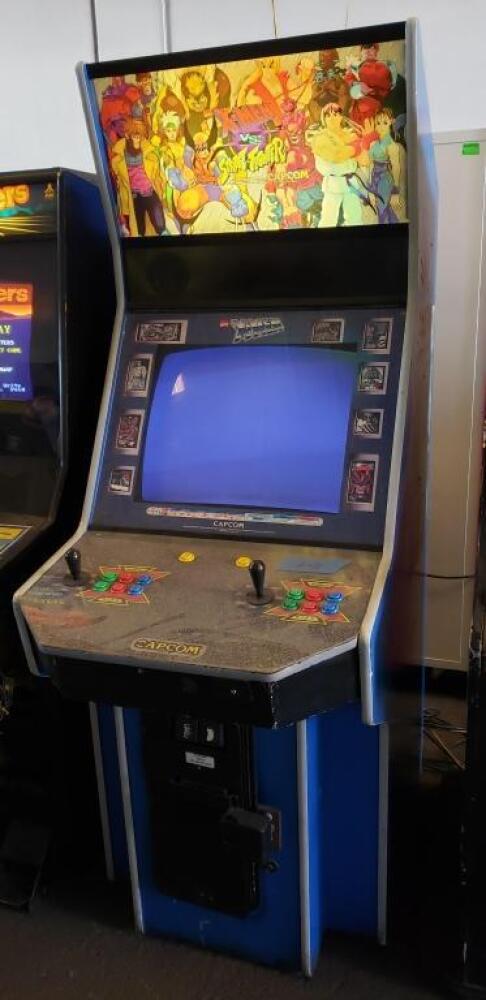 X-MEN vs. STREETFIGHTER BIG BLUE CAB ARCADE GAME