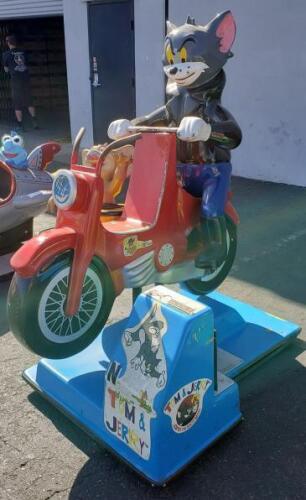 KIDDIE RIDE TOM & JERRY CAR RIDE
