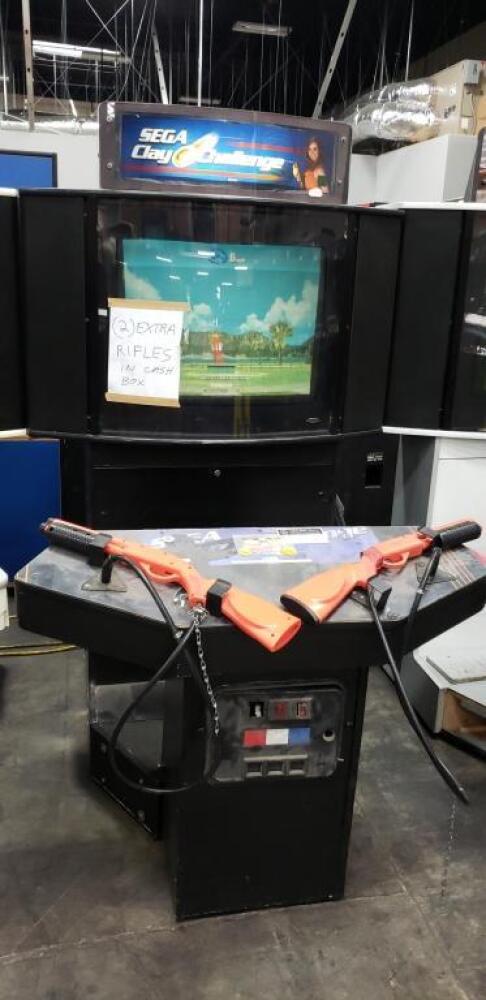 SEGA CLAY CHALLENGE SHOWCASE SHOOTER ARCADE GAME