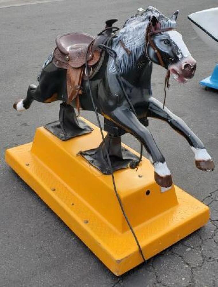 KIDDIE RIDE LEATHER SADDLE HORSE ZORRO RIDES