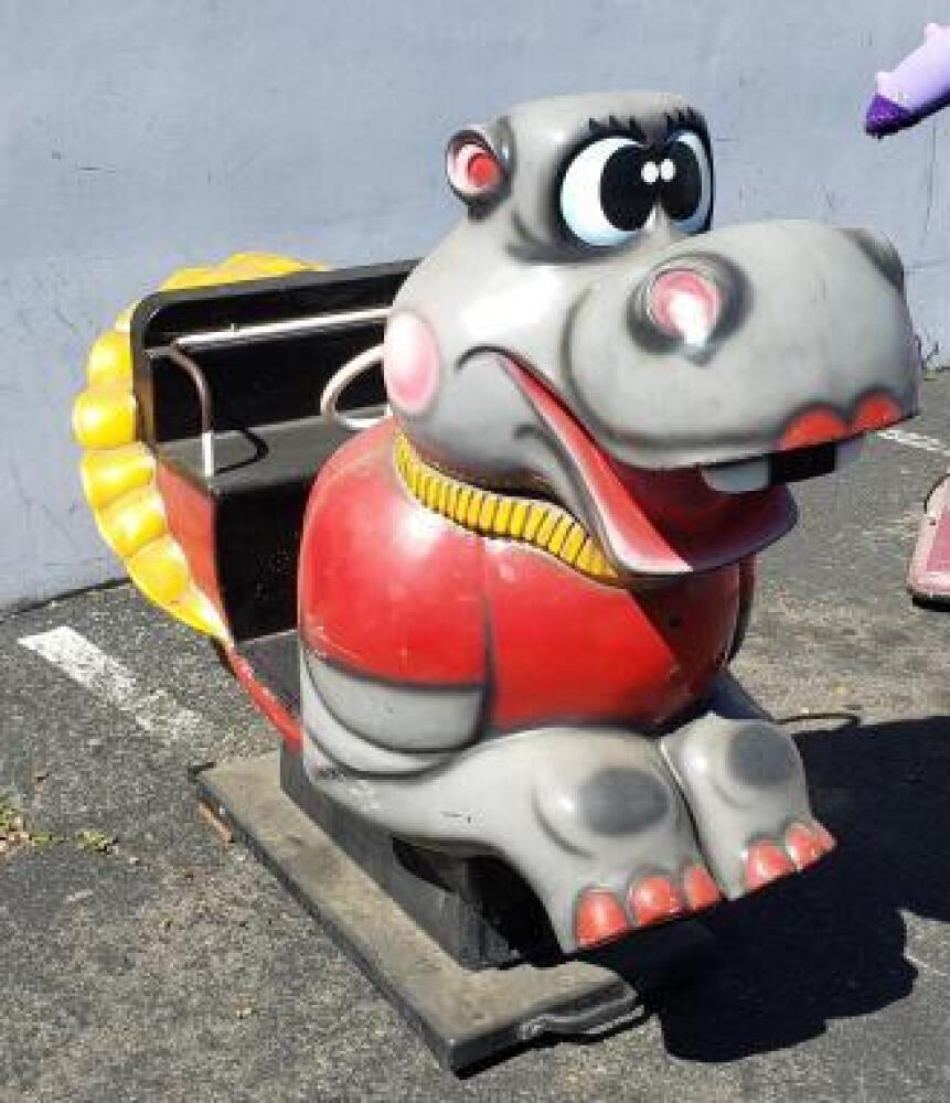 KIDDIE RIDE HAPPY HIPPO RIDE