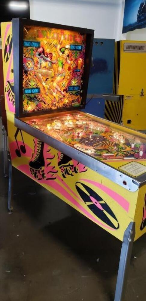 ROLLER DISCO PINBALL MACHINE GOTTLIEB 1980
