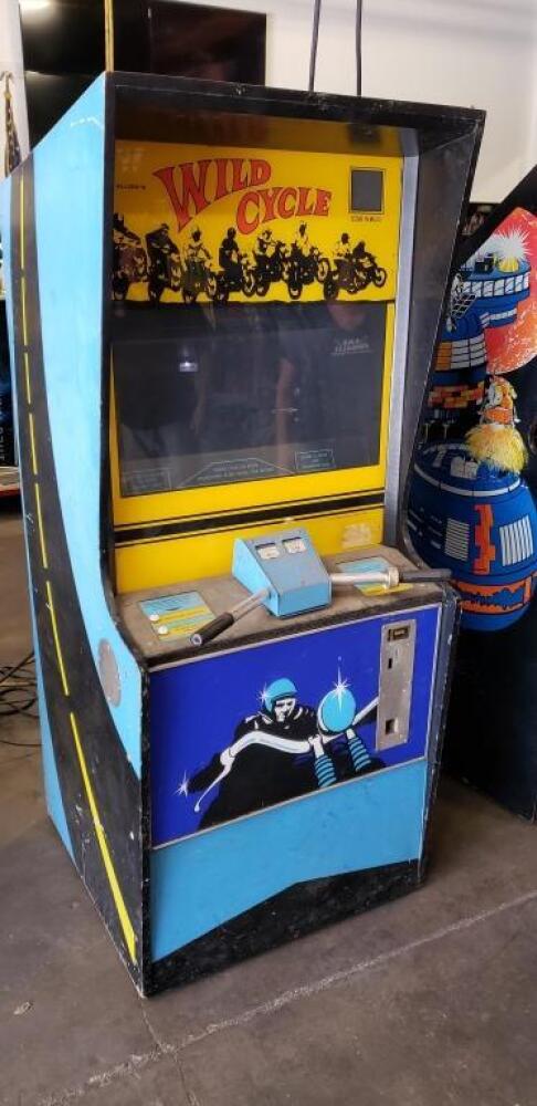 WILD CYCLE by ALLIED ELECTRO MECH ARCADE GAME