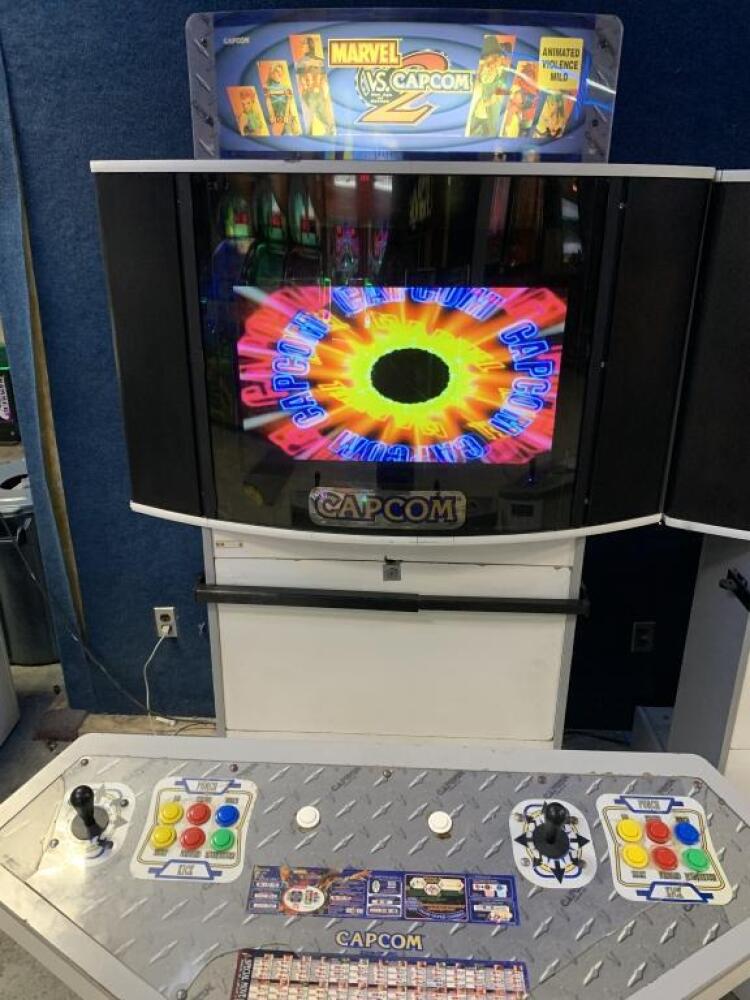 MARVEL VS CAPCOM 2 SHOWCASE ARCADE GAME