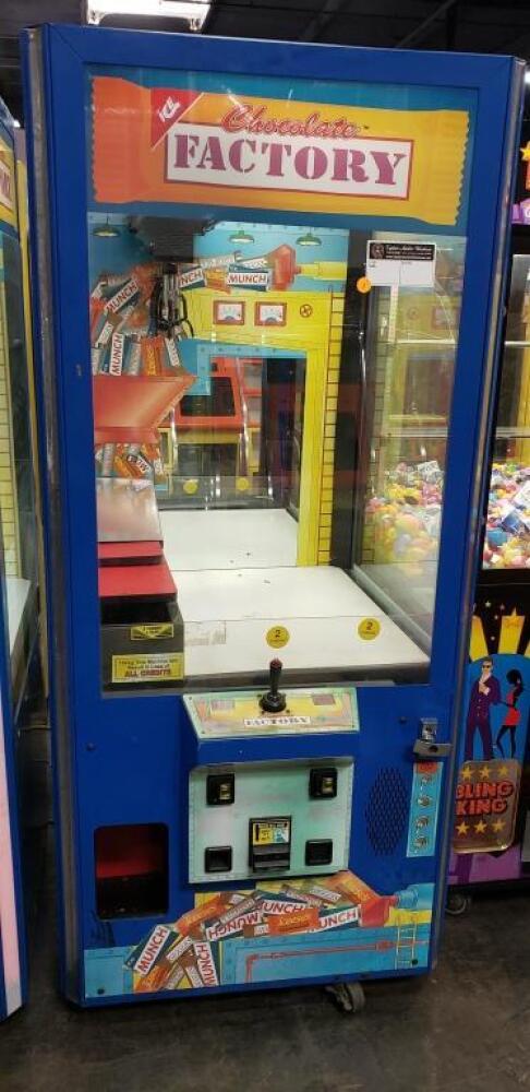 CHOCOLATE FACTORY CANDY BAR CLAW MACHINE #1