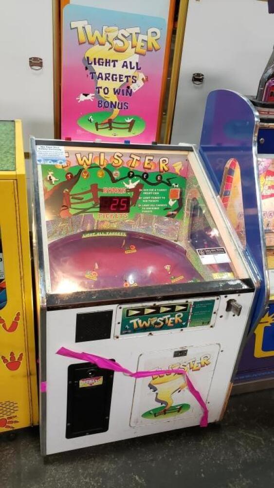 TWISTER QUICK COIN TICKET REDEMPTION GAME #2