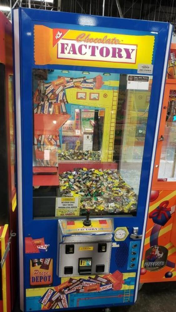 CHOCOLATE FACTORY CANDY CLAW CRANE MACHINE