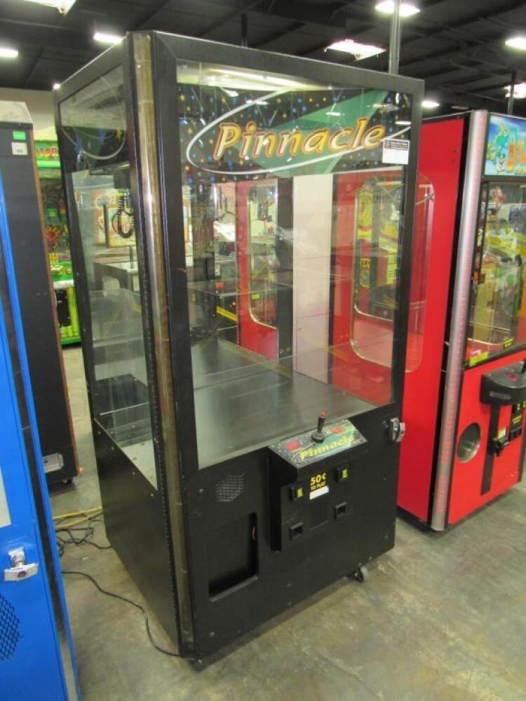 42 PINNACLE PLUSH CLAW CRANE MACHINE ICE