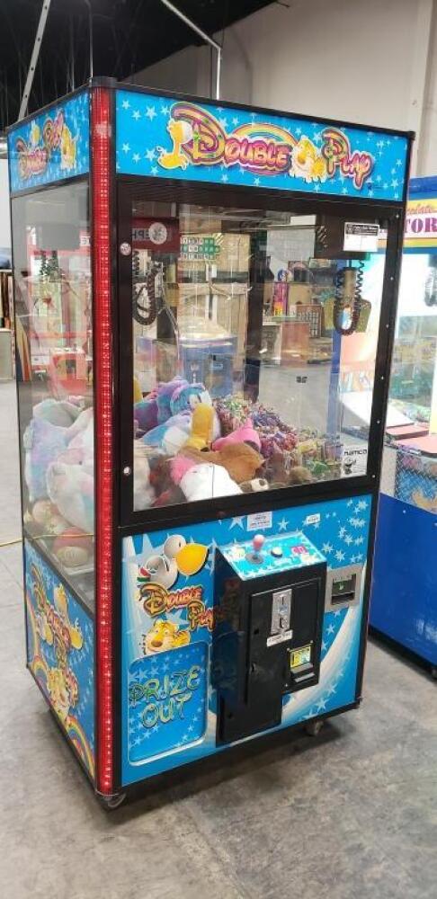36 DOUBLE PLAY COASTAL PLUSH CLAW CRANE MACHINE