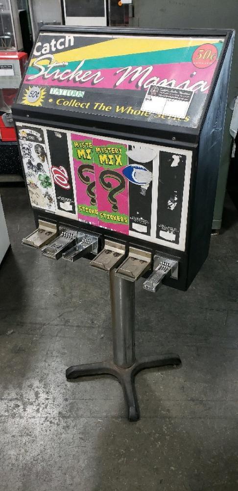 STICKERMANIA BULK STICKER FLAT VENDING STAND