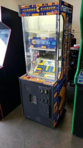 CAPSULE FACTORY PAC-MAN PRIZE REDEMPTION GAME NAMCO