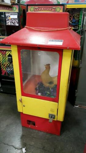 CHICKEN EGG CAPSULE VENDING MACHINE