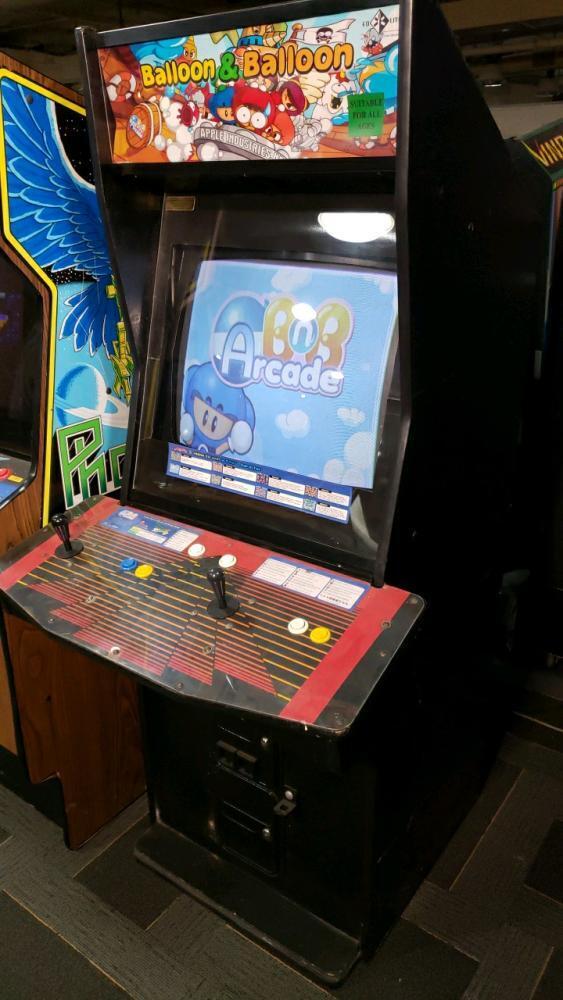 Balloon and Balloon Arcade Game
