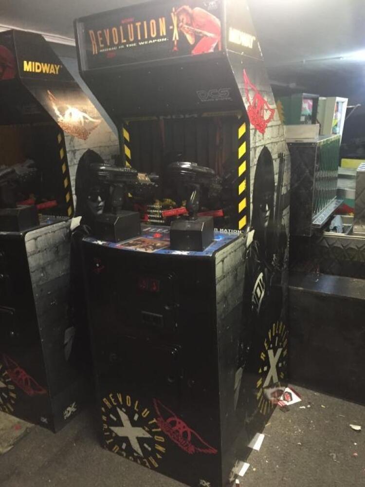 REVOLUTION X SHOOTER ARCADE GAME MIDWAY