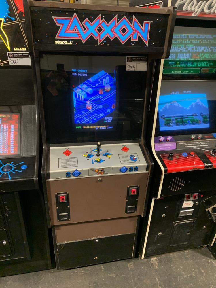 ZAXXON UPRIGHT CLASSIC SEGA ARCADE GAME
