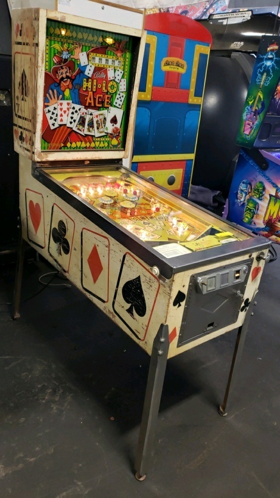 HI-LO ACE CLASSIC BALLY PINBALL MACHINE