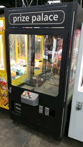 42 PRIZE PALACE PLUSH CLAW CRANE MACHINE