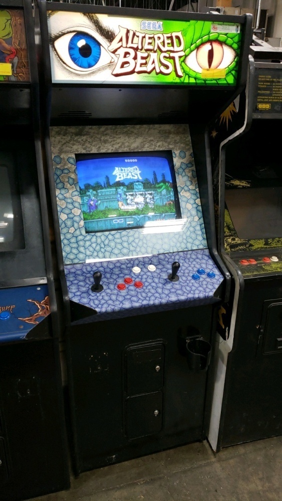 ALTERED BEAST UPRIGHT SEGA CLASSIC ARCADE GAME