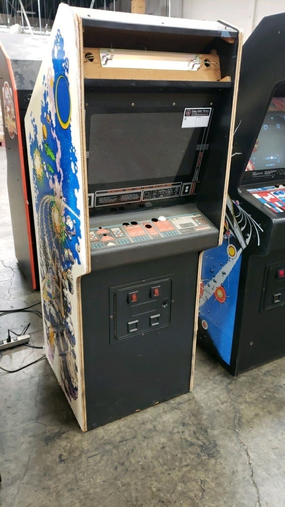 ASTEROIDS DELUXE UPRIGHT ARCADE GAME PROJECT