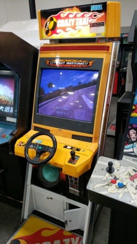 CRAZY TAXI UPRIGHT DRIVER ARCADE GAME SAGE NAOMI