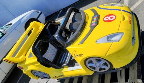 KIDDIE RIDE YELLOW RACE CAR